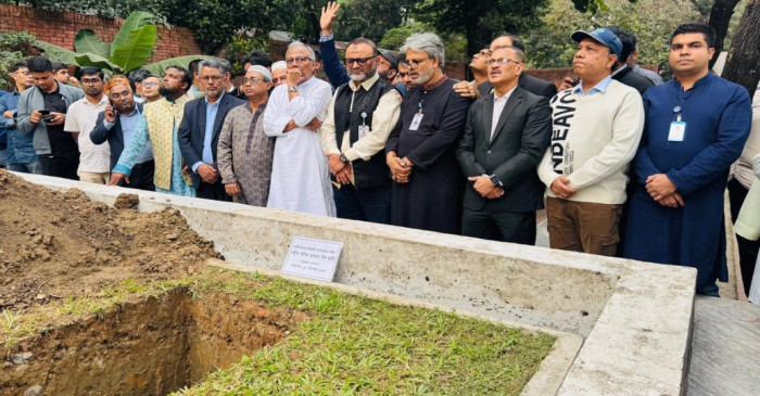 Dhaka University has embraced its son: DU VC | The Daily Campus
